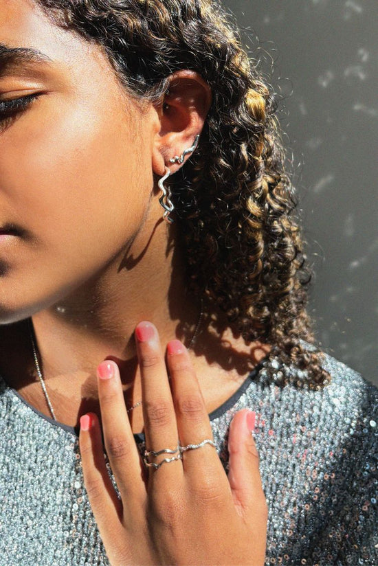 AMANDA PEARL: revolutionary pricing on sustainable luxury accessories