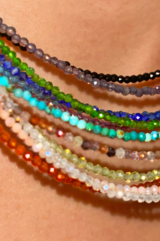 AMANDA PEARL: revolutionary pricing on sustainable luxury accessories